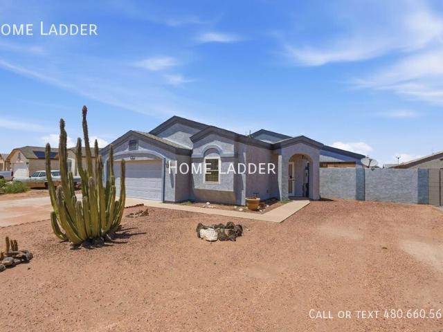 4 BR, 2 BA Apartment 10452 W Arivaca Dr, Arizona City, AZ 85123