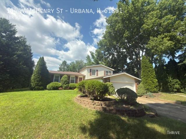 4 BR, 2 BA Apartment 104 W McHenry St, Urbana, IL 61801