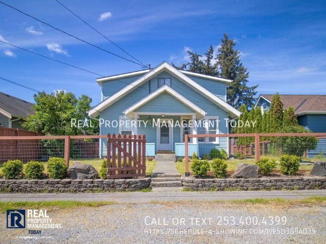 4 BR, 2 BA Apartment 104 Pennsylvania Ave N, Eatonville, WA 98328