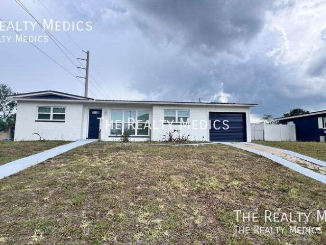 4 BR, 2 BA Apartment 1085 Cleveland St, Titusville, FL 32780
