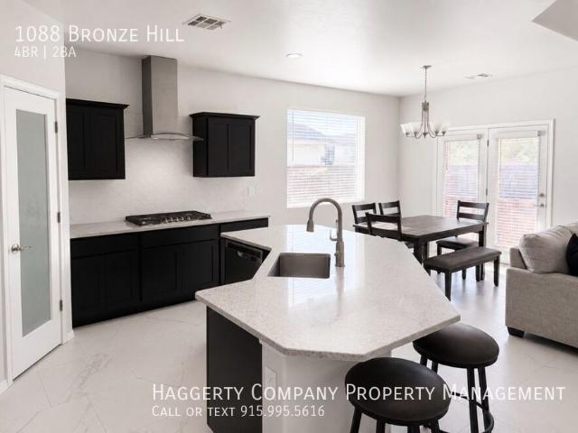 4 BR, 2 BA Apartment 1088 Bronze Hill, Santa Teresa, NM 88008