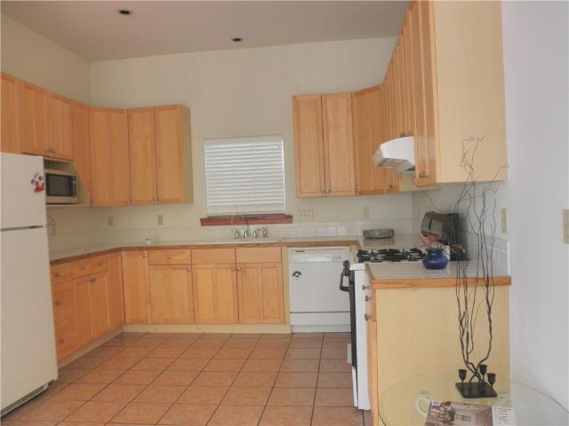 4 BR, 2 BA Apartment 109 West 38th Street, Austin, TX 78705