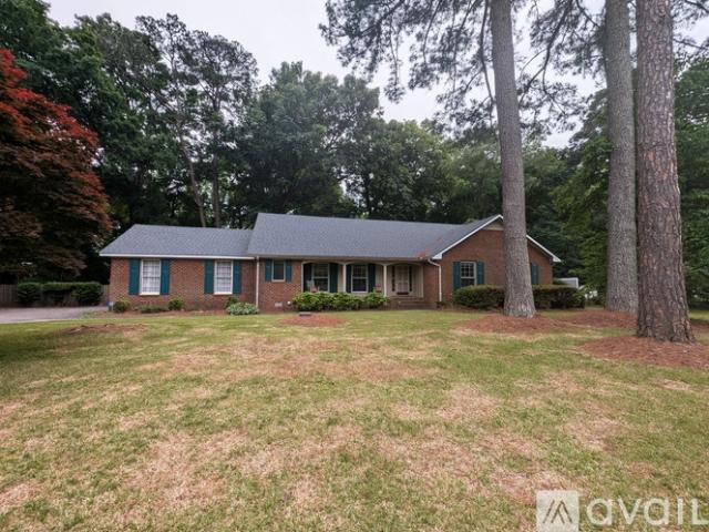 4 BR, 2 BA Apartment 1103 Cardinal Dr NW, Wilson, NC 27896