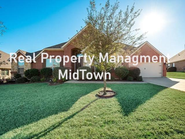 4 BR, 2 BA Apartment 1105 Sunland Court, Mansfield, TX 76063