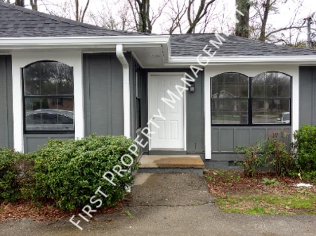 4 BR, 2 BA Apartment 1111 Mcbrien Rd, Chattanooga, TN 37412