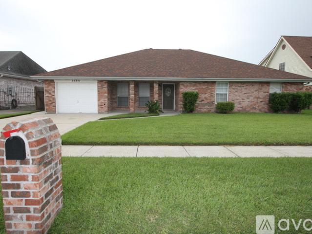 4 BR, 2 BA Apartment 1124 Orchid Drive, Harvey, LA 70058