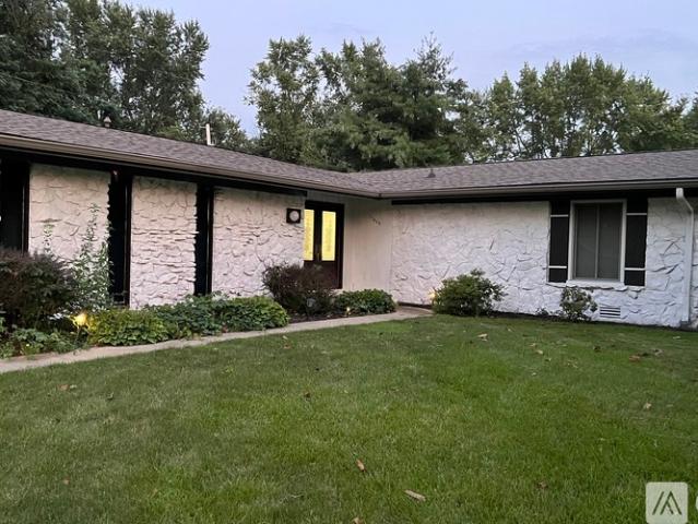 4 BR, 2 BA Apartment 11405 Central Drive West, Carmel, IN 46032