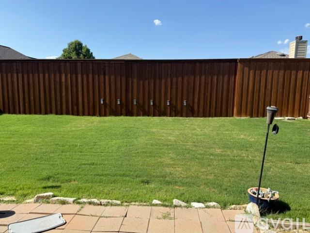 4 BR, 2 BA Apartment 11617 Summer Springs Dr, Frisco, TX 75036