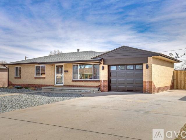 4 BR, 2 BA Apartment 1170 South Jay Street, Lakewood, CO 80232