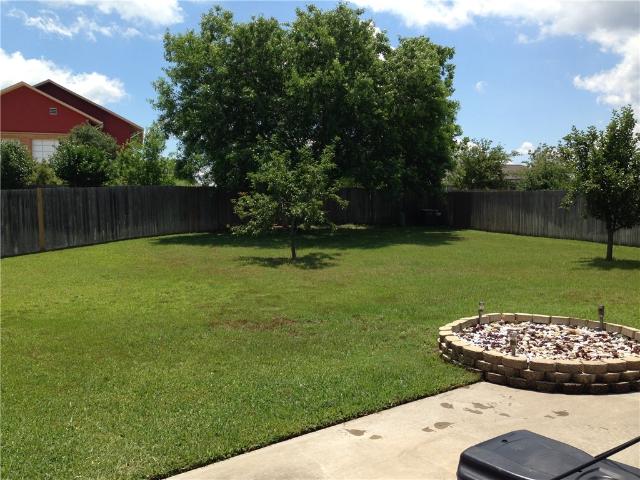 4 BR, 2 BA Apartment 1200 Baywood Court, College Station, TX 77845