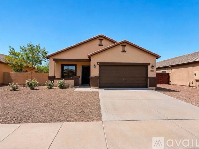 4 BR, 2 BA Apartment 1207 West Carson Road, Phoenix, AZ 85041