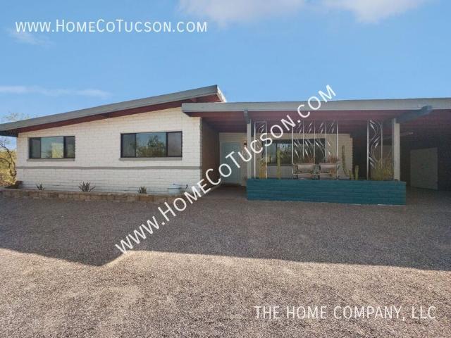 4 BR, 2 BA Apartment 120 E Magee Road, Oro Valley, AZ 85704