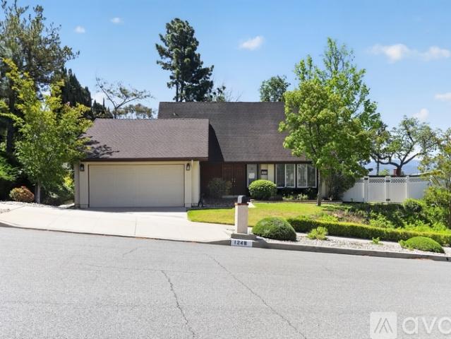 4 BR, 2 BA Apartment 1248 Calle De Oro, Thousand Oaks, CA 91360