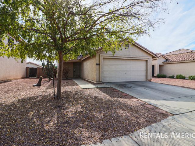 4 BR, 2 BA Apartment 12513 W Paradise Dr, El Mirage, AZ 85335