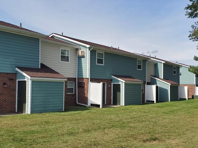 4 BR, 2 BA Apartment 125 E Woodruff Avenue, Toledo, OH 43604