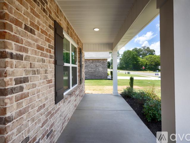 4 BR, 2 BA Apartment 128 Wellspring Road, Huntsville, AL 35810