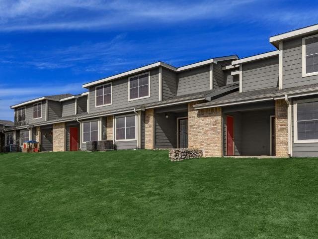 4 BR, 2 BA Apartment 1297 W. Loop 1604 N San Antonio, TX 78251