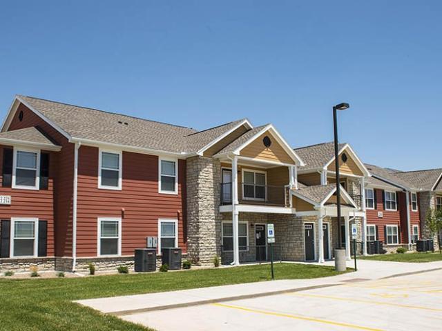4 BR, 2 BA Apartment 1302 High Ave W, Oskaloosa, IA 52577