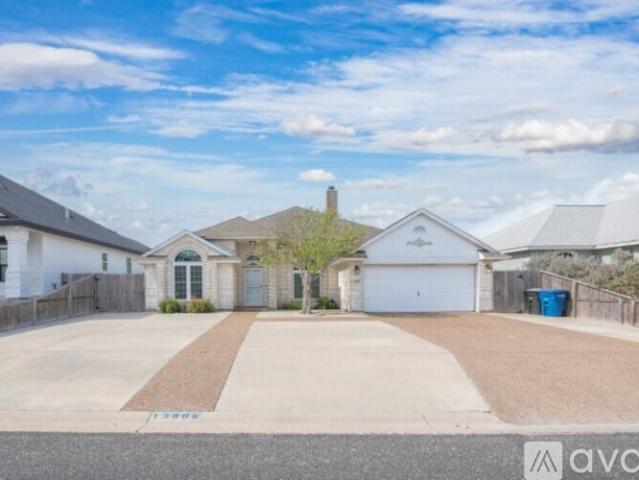 4 BR, 2 BA Apartment 13905 Hawksnest Bay Dr, Corpus Christi, TX 78418