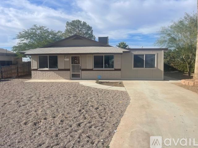 4 BR, 2 BA Apartment 1392 W Orchid Pl, Casa Grande, AZ 85122