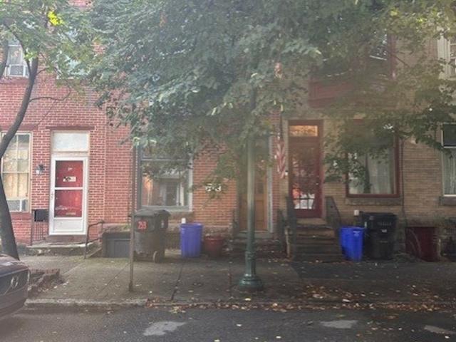 4 BR, 2 BA Apartment 259 Boas St Harrisburg, PA 17102