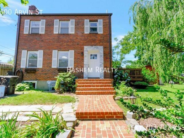 4 BR, 2 BA Apartment 2600 Arvin St, Silver Spring, MD 1250