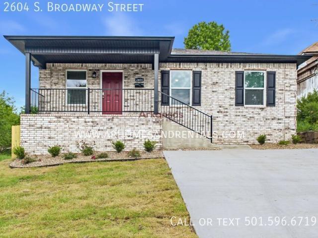 4 BR, 2 BA Apartment 2604 S. Broadway Street, Little Rock, AR 72206