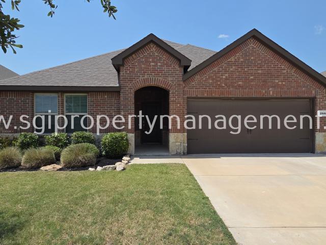 4 BR, 2 BA Apartment 266 Canyon Crest Way, Royse City, TX 75189