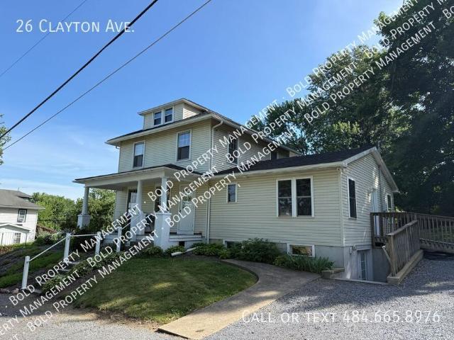4 BR, 2 BA Apartment 26 Clayton Ave Hamburg, PA