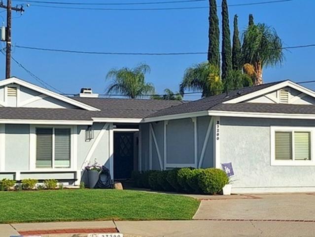4 BR, 2 BA Apartment 27200 Lancebrook Dr, Santa Clarita, CA 91351