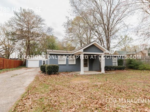 4 BR, 2 BA Apartment 2780 Hall Dr SE, Smyrna, GA 30082