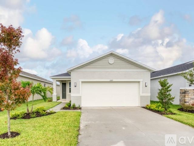 4 BR, 2 BA Apartment 2789 89th Street Circle E, Palmetto, FL 34221