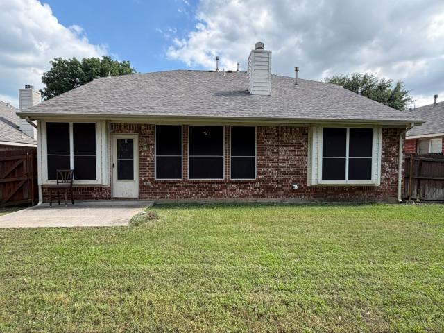 4 BR, 2 BA Apartment 2818 Liverpool Ln, Grand Prairie, TX 75052
