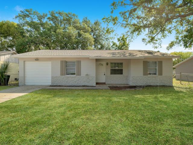 4 BR, 2 BA Apartment 2853 Sanford Ave Sanford, FL 32773