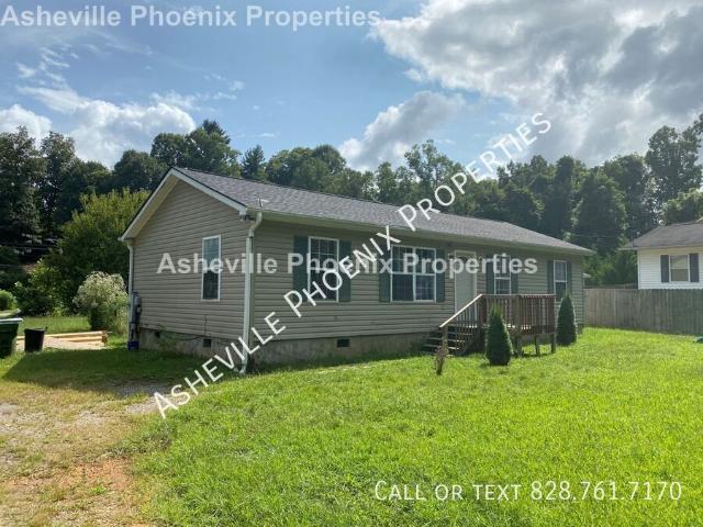 4 BR, 2 BA Apartment 28 Iris St, Asheville, NC 28803