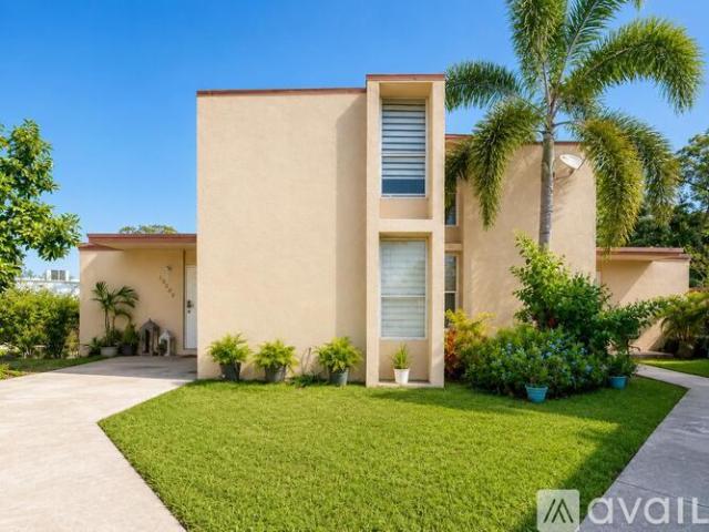 4 BR, 2 BA Apartment 20033 Southwest 123rd Drive, Unit 20033 SW 123rd Dr, Miami, FL 33177