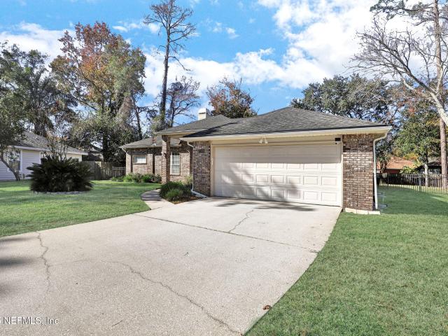 4 BR, 2 BA Apartment 2004 Water Crest Drive, Fleming Island, FL 32003