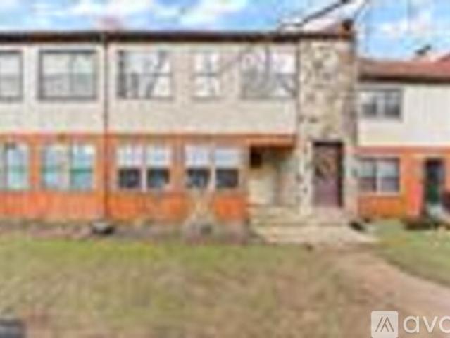 4 BR, 2 BA Apartment 200 Stirling Ct, Unit 200, West Chester, PA 19380