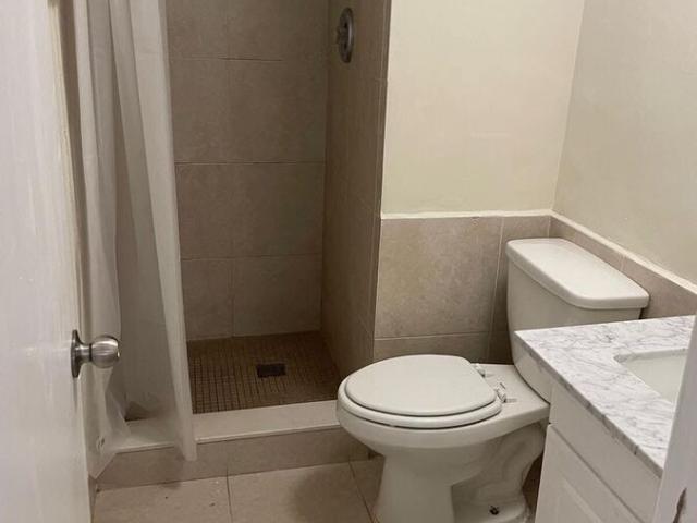 4 BR, 2 BA Apartment 207 NW 46th Ct, Deerfield Beach, FL 33064