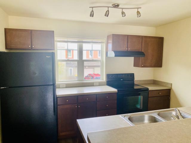 4 BR, 2 BA Apartment 206 Wisconsin St Unit 6 226, West Bend, WI 53095