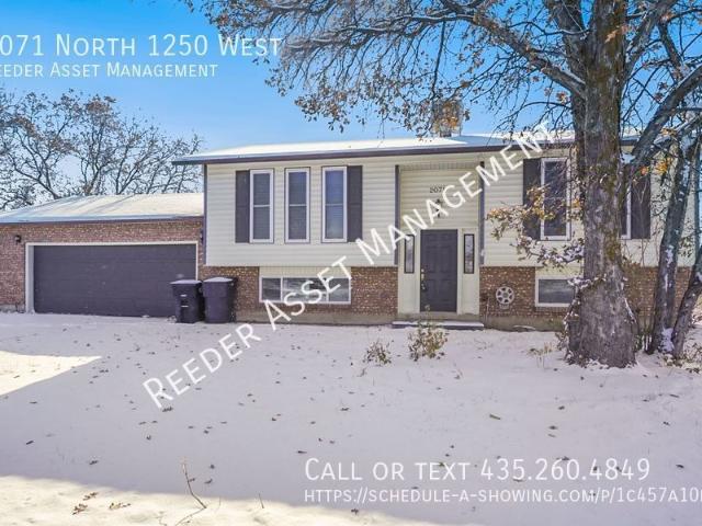 4 BR, 2 BA Apartment 2071 North 1250 West, Clinton, UT 84015