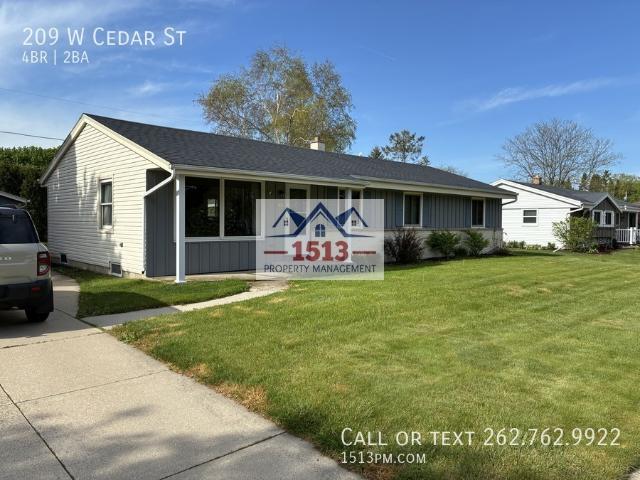 4 BR, 2 BA Apartment 209 W Cedar St, Grafton, WI 53024