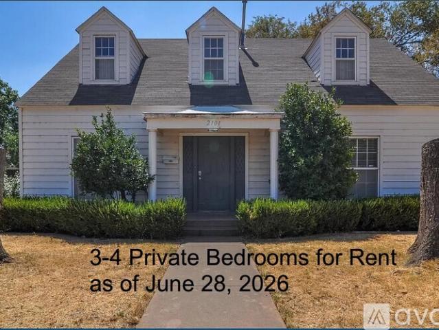 4 BR, 2 BA Apartment 2101 28th Street, Lubbock, TX 79411