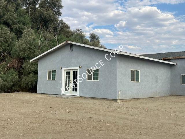4 BR, 2 BA Apartment 21483 Main St, Barstow, CA 92311