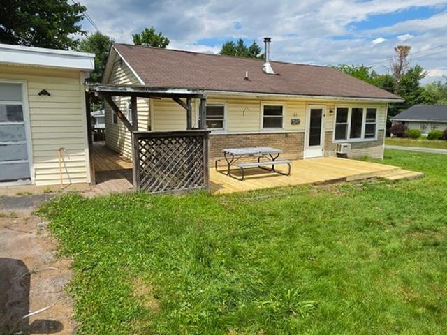 4 BR, 2 BA Apartment 21 Long Dr, Liberty, NY 12754