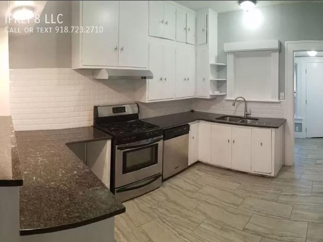4 BR, 2 BA Apartment 2204 E 14th Street, Tulsa, OK 74104