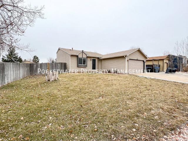 4 BR, 2 BA Apartment 2207 Tulip Street, Longmont, CO 80501