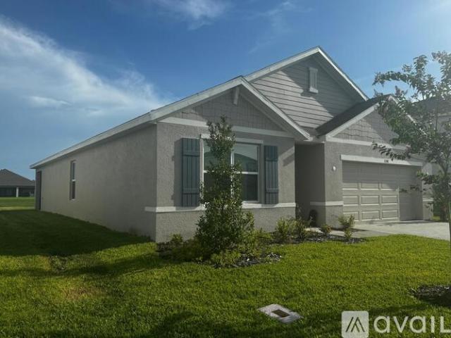 4 BR, 2 BA Apartment 2208 Grand Flora Trl, Bradenton, FL 34208
