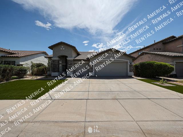 4 BR, 2 BA Apartment 2211 W Olive Way, Chandler, AZ 85248