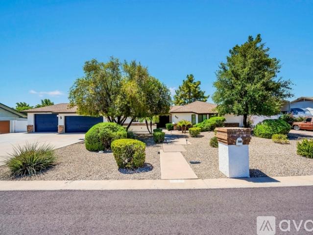 4 BR, 2 BA Apartment 227 West Caroline Lane, Tempe, AZ 85284